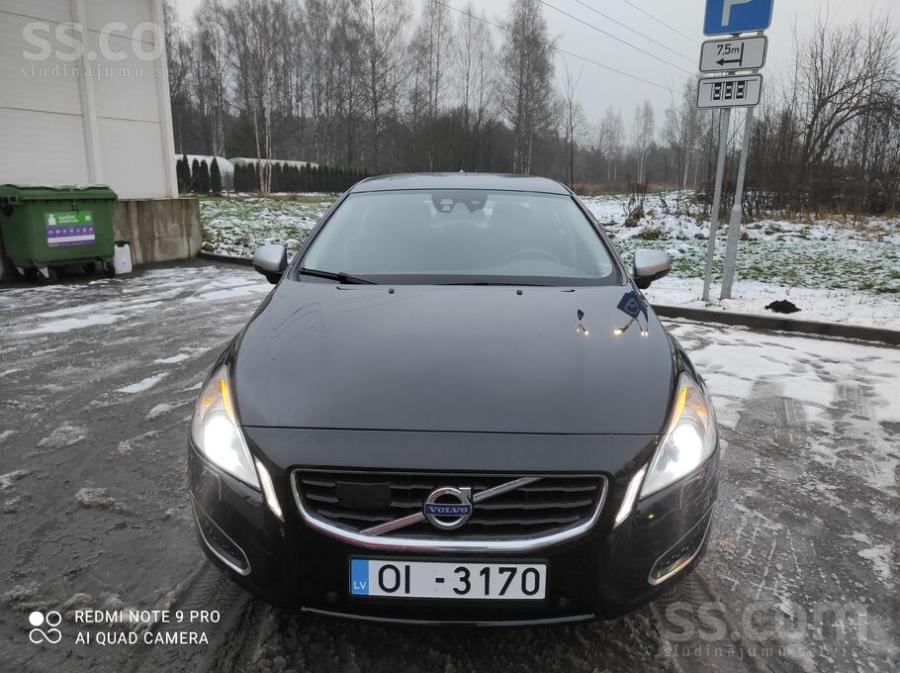 Black Volvo S60 2011 in Riga, with an engine capacity of 2.40 L and mileage of 0 thousand km for 7700 €, photo 2 on AUTOMOTO.COM.LV