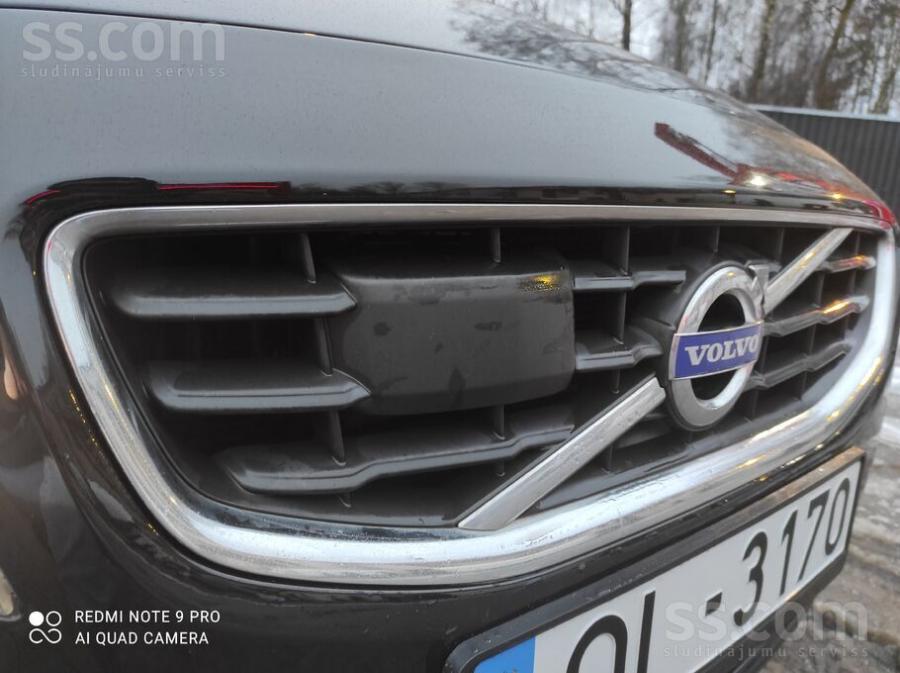 Black Volvo S60 2011 in Riga, with an engine capacity of 2.40 L and mileage of 0 thousand km for 7700 €, photo 21 on AUTOMOTO.COM.LV