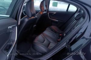 Black Volvo S60 2011 in Tartu, with an engine capacity of 2.40 L and mileage of 254 thousand km for 6700 €, photo 17 on AUTOMOTO.COM.LV