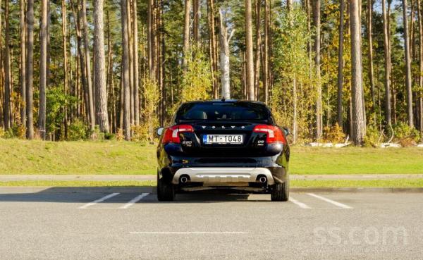 Melns Volvo S60 2011 Rīga, ar dzinēja tilpumu 2.40 L un nobraukumu 280 tūkst. km par 6590 €, foto 6 vietnē AUTOMOTO.COM.LV