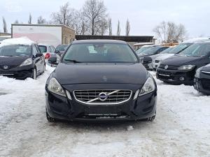 Black Volvo S60 2011 in Kretinga, with an engine capacity of 2.00 L and mileage of 255 thousand km for 5600 €, photo 2 on AUTOMOTO.COM.LV