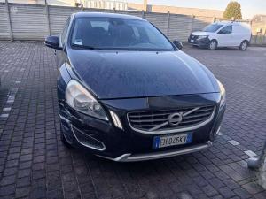 Black Volvo S60 2011 in Kaunas, with an engine capacity of 1.98 L and mileage of 209 thousand km for 4450 €, photo 5 on AUTOMOTO.COM.LV
