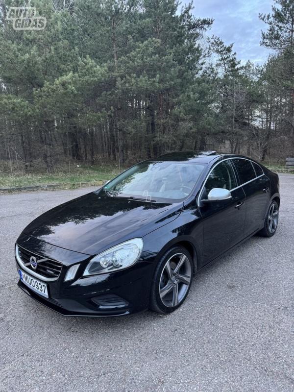 Black Volvo S60 2011 in Raseiniai, with an engine capacity of 2.00 L and mileage of 216 thousand km for 6500 €, photo 1 on AUTOMOTO.COM.LV