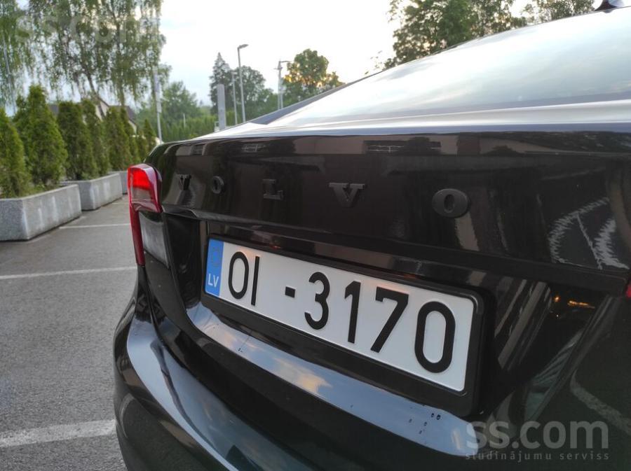 Black Volvo S60 2011 in Riga, with an engine capacity of 2.40 L and mileage of 0 thousand km for 6500 €, photo 7 on AUTOMOTO.COM.LV