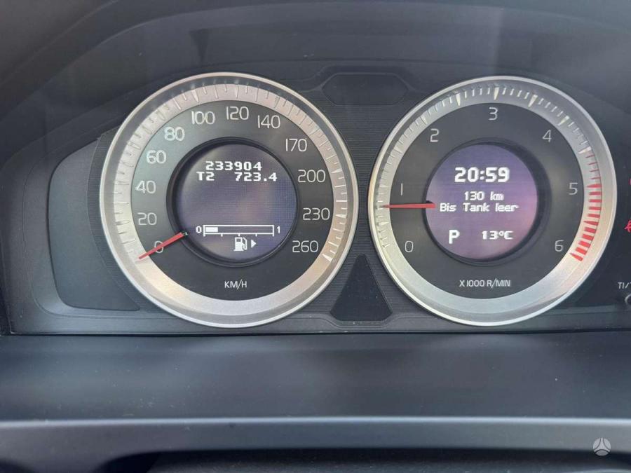 Черный Вольво С60 2011 в Вильнюс, объемом двигателя 1.98 л и пробегом 234 тыс. км за 6300 €, фото 10 на AUTOMOTO.COM.LV