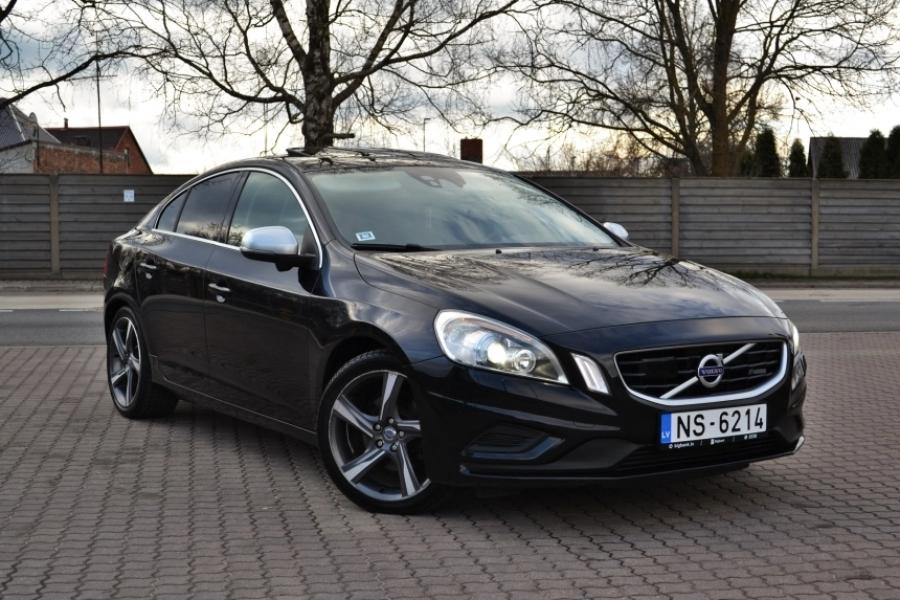 Melns Volvo S60 2011 Rīga, ar dzinēja tilpumu 1.60 L un nobraukumu 234 tūkst. km par 7350 €, foto 1 vietnē AUTOMOTO.COM.LV