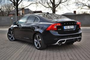 Melns Volvo S60 2011 Rīga, ar dzinēja tilpumu 1.60 L un nobraukumu 234 tūkst. km par 7350 €, foto 13 vietnē AUTOMOTO.COM.LV