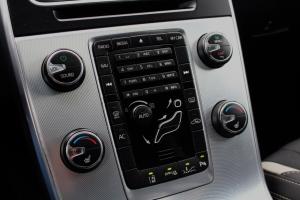 Melns Volvo S60 2011 Rīga, ar dzinēja tilpumu 1.60 L un nobraukumu 234 tūkst. km par 7350 €, foto 16 vietnē AUTOMOTO.COM.LV