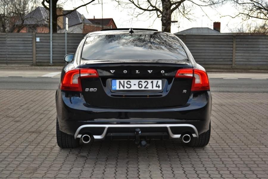 Melns Volvo S60 2011 Rīga, ar dzinēja tilpumu 1.60 L un nobraukumu 234 tūkst. km par 7350 €, foto 17 vietnē AUTOMOTO.COM.LV