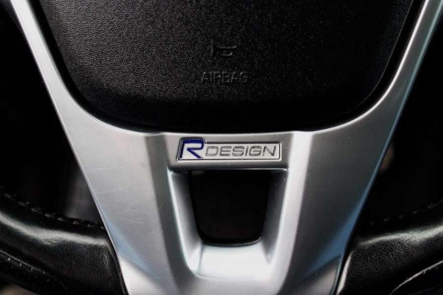 Melns Volvo S60 2011 Rīga, ar dzinēja tilpumu 1.60 L un nobraukumu 234 tūkst. km par 7350 €, foto 25 vietnē AUTOMOTO.COM.LV