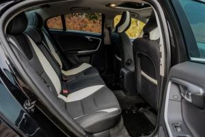 Melns Volvo S60 2011 Rīga, ar dzinēja tilpumu 1.60 L un nobraukumu 234 tūkst. km par 7350 €, foto 44 vietnē AUTOMOTO.COM.LV