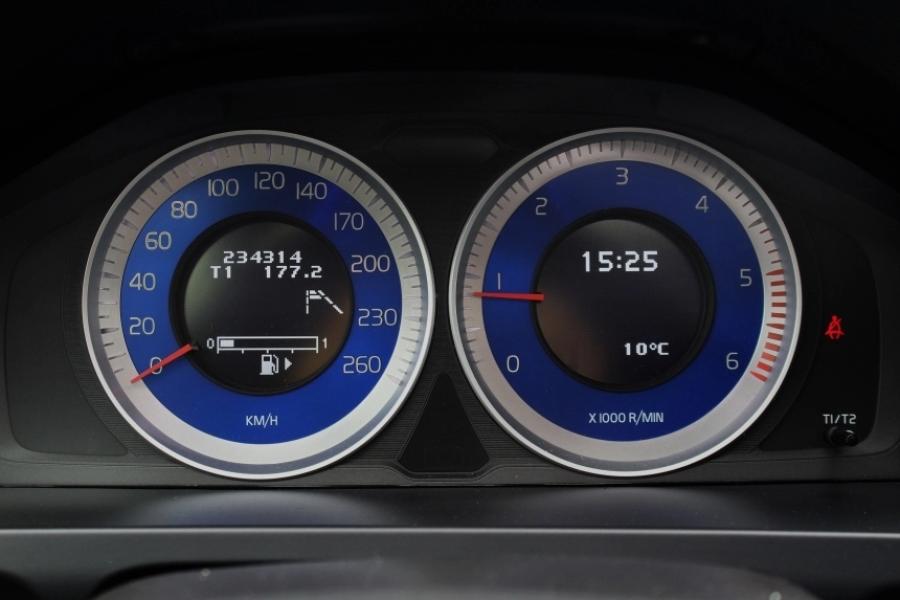 Melns Volvo S60 2011 Rīga, ar dzinēja tilpumu 1.60 L un nobraukumu 234 tūkst. km par 7350 €, foto 59 vietnē AUTOMOTO.COM.LV