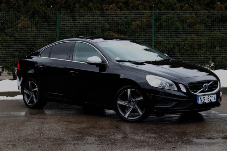 Melns Volvo S60 2011 Rīga, ar dzinēja tilpumu 1.60 L un nobraukumu 234 tūkst. km par 7350 €, foto 64 vietnē AUTOMOTO.COM.LV