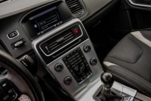 Melns Volvo S60 2011 Rīga, ar dzinēja tilpumu 1.60 L un nobraukumu 234 tūkst. km par 7350 €, foto 85 vietnē AUTOMOTO.COM.LV