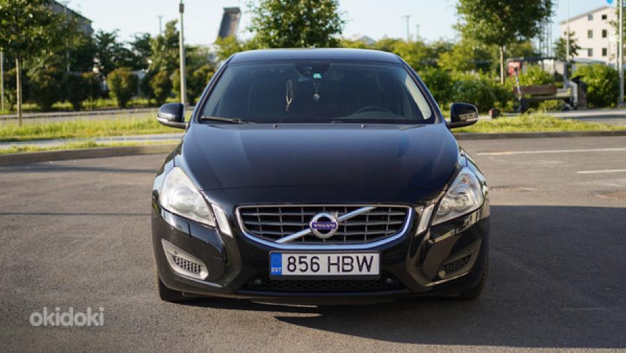Black Volvo S60 2011 in Tallinn, with an engine capacity of 2.40 L and mileage of 193 thousand km for 9200 €, photo 1 on AUTOMOTO.COM.LV