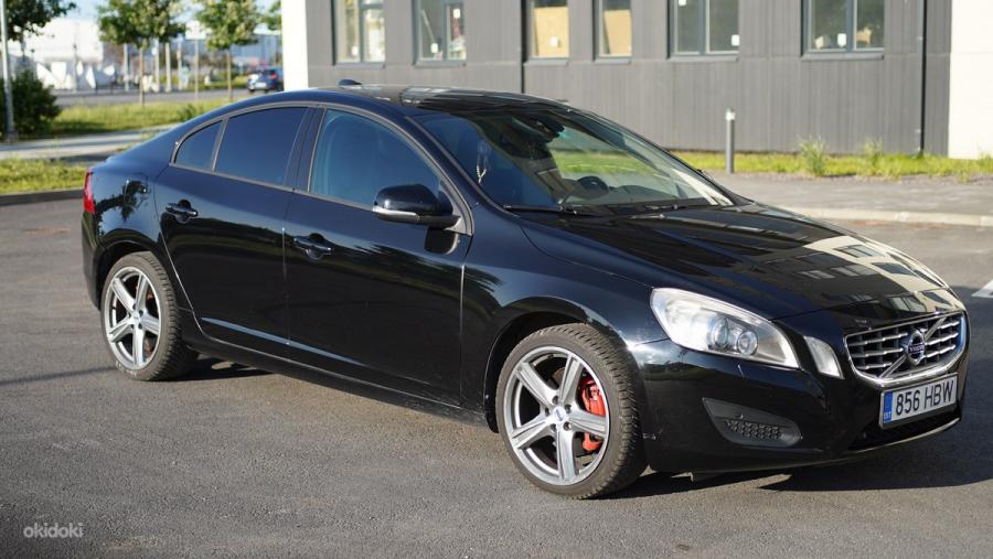 Black Volvo S60 2011 in Tallinn, with an engine capacity of 2.40 L and mileage of 193 thousand km for 9200 €, photo 10 on AUTOMOTO.COM.LV