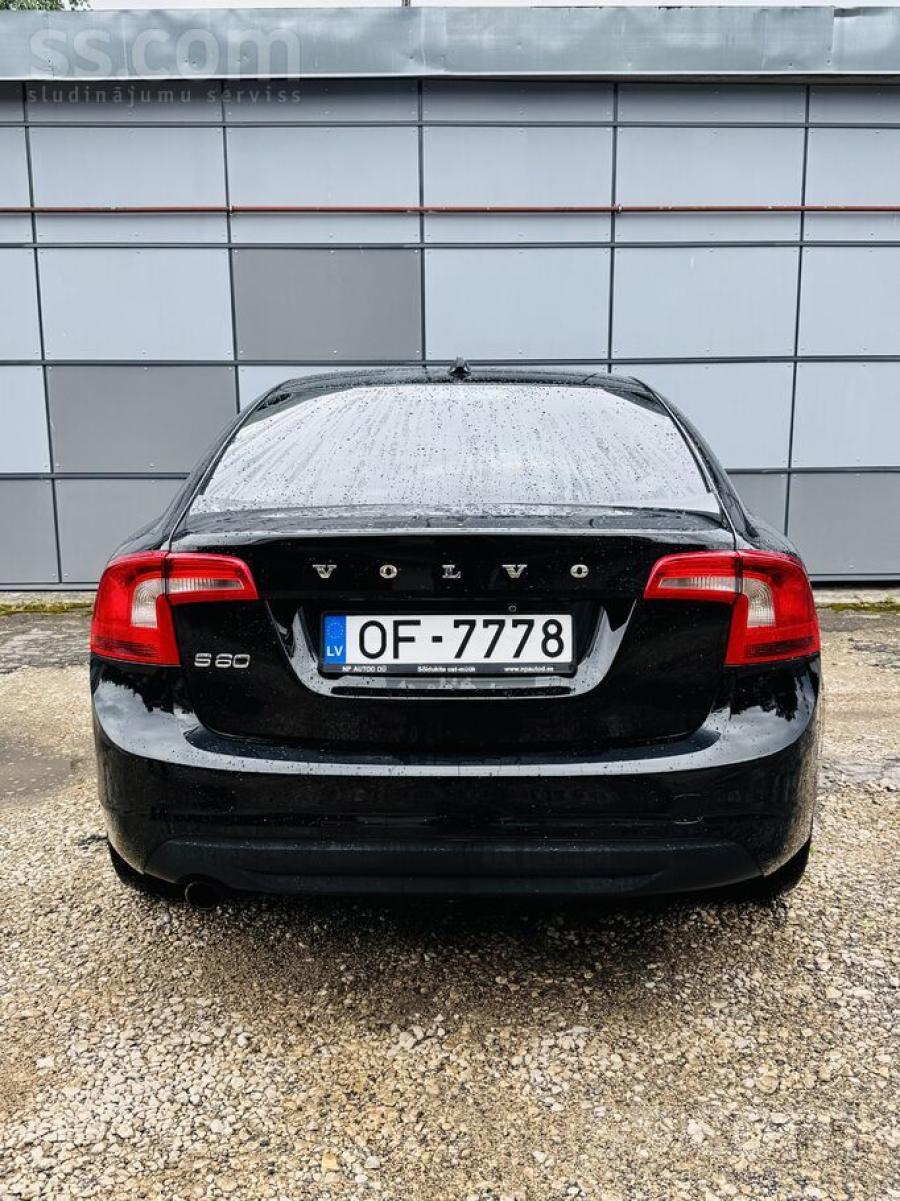 Melns Volvo S60 2011 Rīga, ar dzinēja tilpumu 2.00 L un nobraukumu 315 tūkst. km par 4600 €, foto 6 vietnē AUTOMOTO.COM.LV