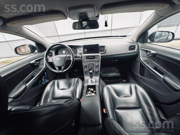 Melns Volvo S60 2011 Rīga, ar dzinēja tilpumu 2.00 L un nobraukumu 315 tūkst. km par 4600 €, foto 7 vietnē AUTOMOTO.COM.LV