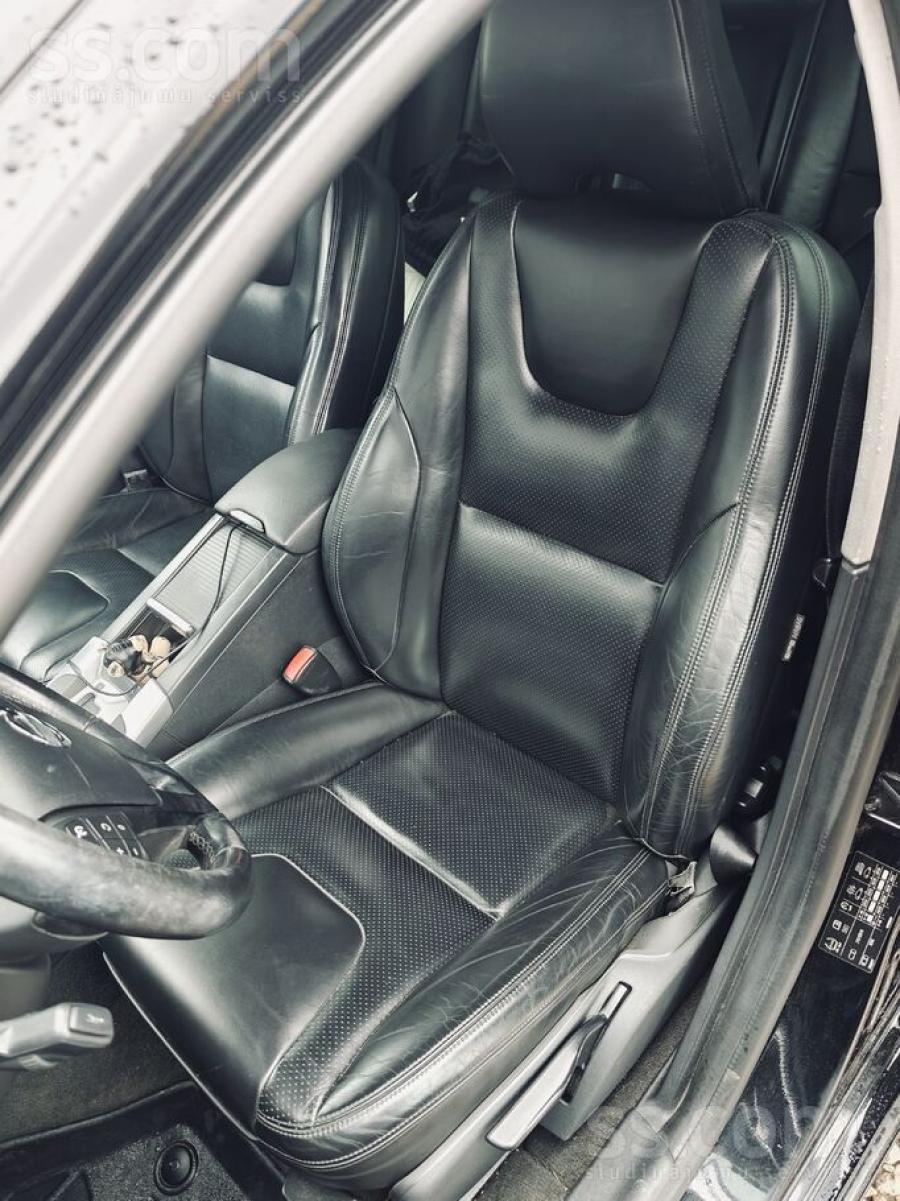 Melns Volvo S60 2011 Rīga, ar dzinēja tilpumu 2.00 L un nobraukumu 315 tūkst. km par 4600 €, foto 9 vietnē AUTOMOTO.COM.LV