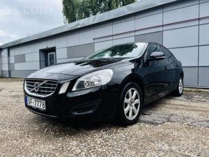 Melns Volvo S60 2011 Rīga, ar dzinēja tilpumu 2.00 L un nobraukumu 315 tūkst. km par 4600 €, foto 11 vietnē AUTOMOTO.COM.LV
