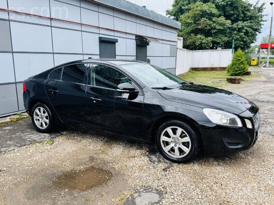 Melns Volvo S60 2011 Rīga, ar dzinēja tilpumu 2.00 L un nobraukumu 315 tūkst. km par 4600 €, foto 12 vietnē AUTOMOTO.COM.LV