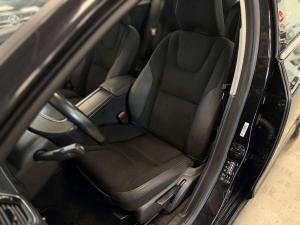 Black Volvo S60 2011 in Klaipeda, with an engine capacity of 1.98 L and mileage of 345 thousand km for 5950 €, photo 14 on AUTOMOTO.COM.LV