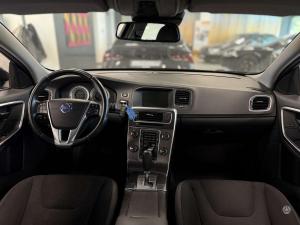 Black Volvo S60 2011 in Klaipeda, with an engine capacity of 1.98 L and mileage of 345 thousand km for 5950 €, photo 20 on AUTOMOTO.COM.LV