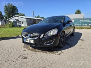Black Volvo S60 2011 in Riga, with an engine capacity of 2.00 L and mileage of 198 thousand km for 5800 €, photo  on AUTOMOTO.COM.LV