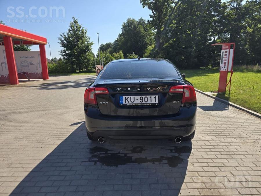 Melns Volvo S60 2011 Rīga, ar dzinēja tilpumu 2.00 L un nobraukumu 198 tūkst. km par 5800 €, foto 6 vietnē AUTOMOTO.COM.LV