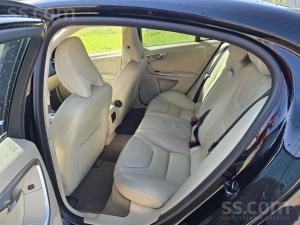 Melns Volvo S60 2011 Rīga, ar dzinēja tilpumu 2.00 L un nobraukumu 198 tūkst. km par 5800 €, foto 9 vietnē AUTOMOTO.COM.LV
