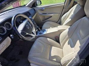 Melns Volvo S60 2011 Rīga, ar dzinēja tilpumu 2.00 L un nobraukumu 198 tūkst. km par 5800 €, foto 11 vietnē AUTOMOTO.COM.LV