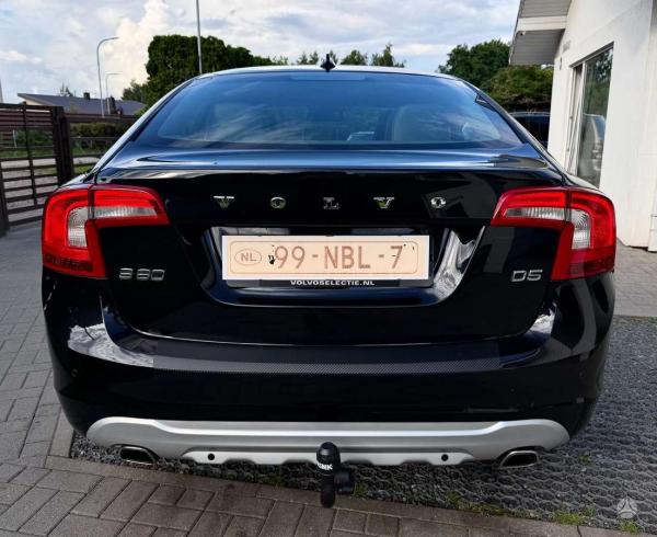 Melns Volvo S60 2011 Kauņa, ar dzinēja tilpumu 2.40 L un nobraukumu 289 tūkst. km par 6950 €, foto 9 vietnē AUTOMOTO.COM.LV