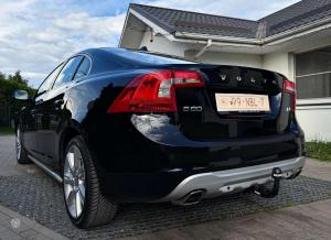 Black Volvo S60 2011 in Kaunas, with an engine capacity of 2.40 L and mileage of 289 thousand km for 6950 €, photo 12 on AUTOMOTO.COM.LV