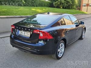 Black Volvo S60 2011 in Jekabpils, with an engine capacity of 2.00 L and mileage of 264 thousand km for 6490 €, photo 8 on AUTOMOTO.COM.LV