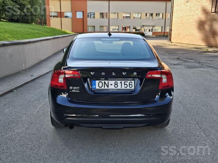 Black Volvo S60 2011 in Jekabpils, with an engine capacity of 2.00 L and mileage of 264 thousand km for 6490 €, photo 9 on AUTOMOTO.COM.LV