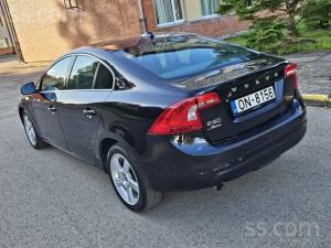 Black Volvo S60 2011 in Jekabpils, with an engine capacity of 2.00 L and mileage of 264 thousand km for 6490 €, photo 10 on AUTOMOTO.COM.LV