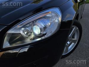Black Volvo S60 2011 in Jekabpils, with an engine capacity of 2.00 L and mileage of 264 thousand km for 6490 €, photo 25 on AUTOMOTO.COM.LV