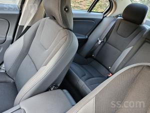 Black Volvo S60 2011 in Jekabpils, with an engine capacity of 2.00 L and mileage of 264 thousand km for 6490 €, photo 32 on AUTOMOTO.COM.LV