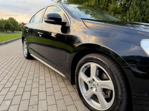 Black Volvo S60 2011 in Vilnius, with an engine capacity of 2.00 L and mileage of 296 thousand km for 5500 €, photo 9 on AUTOMOTO.COM.LV