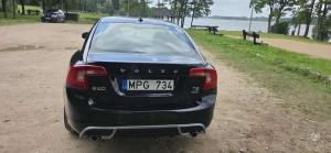 Melns Volvo S60 2011 Utena, ar dzinēja tilpumu 2.95 L un nobraukumu 370 tūkst. km par 7300 €, foto 9 vietnē AUTOMOTO.COM.LV