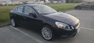 Melns Volvo S60 2011 Utena, ar dzinēja tilpumu 2.95 L un nobraukumu 370 tūkst. km par 7300 €, foto 15 vietnē AUTOMOTO.COM.LV