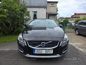 Черный Вольво С60 2011 в Таллин, объемом двигателя 2.00 л и пробегом 280 тыс. км за 7800 €, фото  на AUTOMOTO.COM.LV