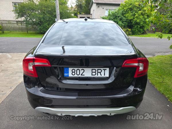 Black Volvo S60 2011 in Tallinn, with an engine capacity of 2.00 L and mileage of 280 thousand km for 7800 €, photo 5 on AUTOMOTO.COM.LV