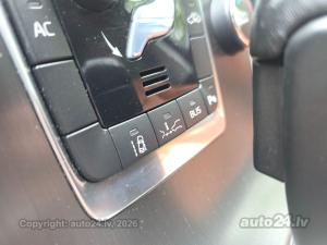 Черный Вольво С60 2011 в Таллин, объемом двигателя 2.00 л и пробегом 280 тыс. км за 7800 €, фото 18 на AUTOMOTO.COM.LV