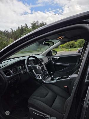 Melns Volvo S60 2011 Viļņa, ar dzinēja tilpumu 1.98 L un nobraukumu 295 tūkst. km par 3950 €, foto 10 vietnē AUTOMOTO.COM.LV