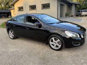 Melns Volvo S60 2011 Šauļi, ar dzinēja tilpumu 1.56 L un nobraukumu 202 tūkst. km par 4900 €, foto 5 vietnē AUTOMOTO.COM.LV