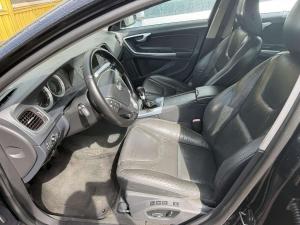 Melns Volvo S60 2011 Šauļi, ar dzinēja tilpumu 1.56 L un nobraukumu 202 tūkst. km par 4900 €, foto 11 vietnē AUTOMOTO.COM.LV