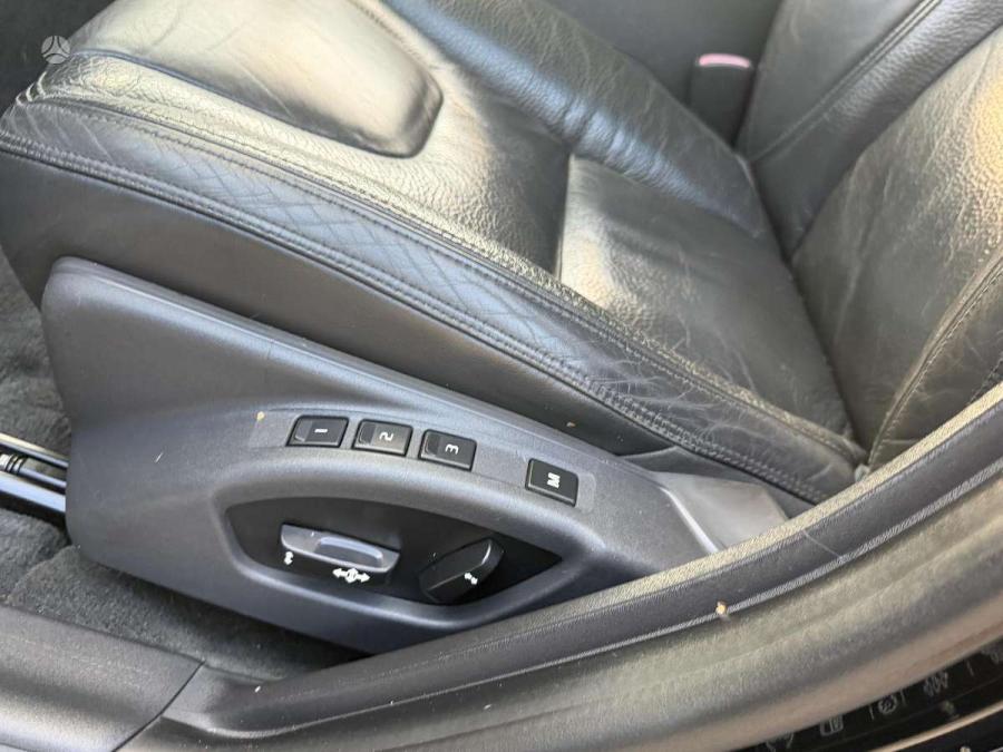 Melns Volvo S60 2011 Šauļi, ar dzinēja tilpumu 1.56 L un nobraukumu 202 tūkst. km par 4900 €, foto 20 vietnē AUTOMOTO.COM.LV