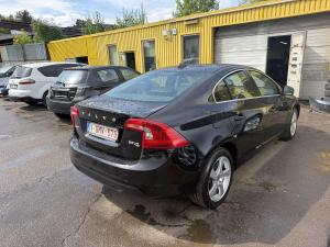 Melns Volvo S60 2011 Šauļi, ar dzinēja tilpumu 1.56 L un nobraukumu 202 tūkst. km par 4900 €, foto 27 vietnē AUTOMOTO.COM.LV