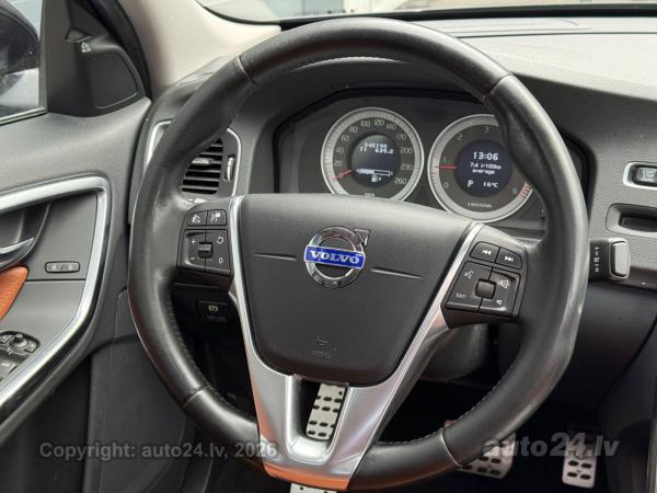 Вольво С60 2011 в Таллин на AUTOMOTO.COM.LV Черный Вольво С60 2011 в Таллин, объемом двигателя 2.40 л и пробегом 345 тыс. км за 5999 €, фото 11 на AUTOMOTO.COM.LV